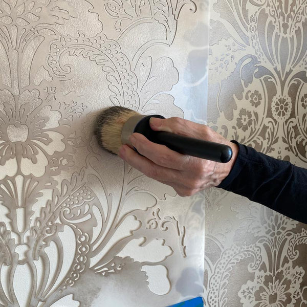 Stencil customer wallpaper easily-Amazing Metallic stencil paint