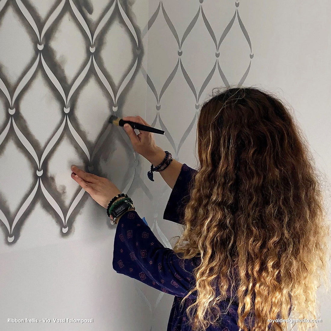 Ribbon Lattice Wall Stencils for Painting Wallpaper Look